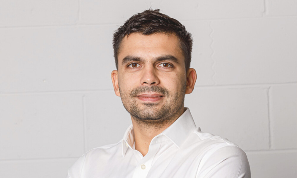 Formula 1 engineer takes on robots | Lakestar